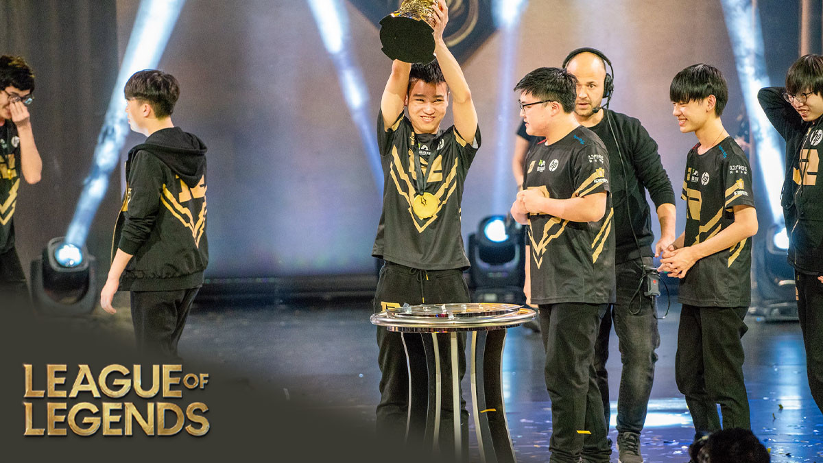 LoL: A former Chinese gaming legend got married! - Millenium