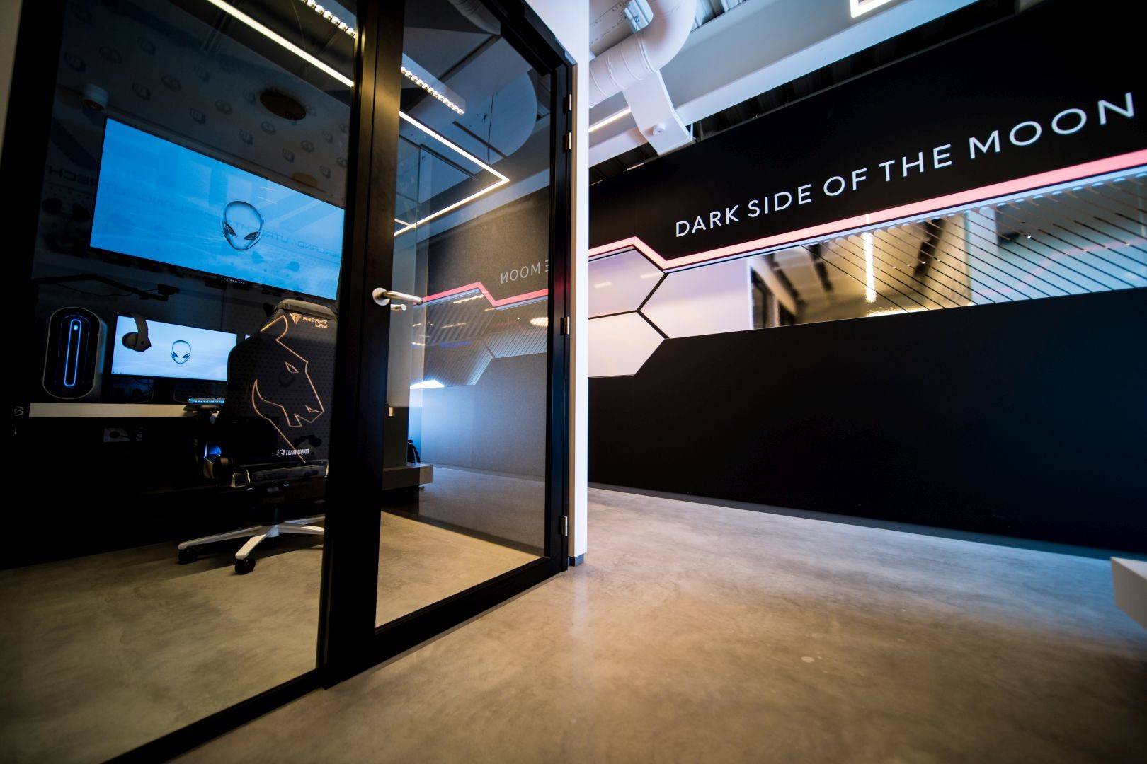 Team Liquid opens state-of-the-art Alienware Training Facility in ...