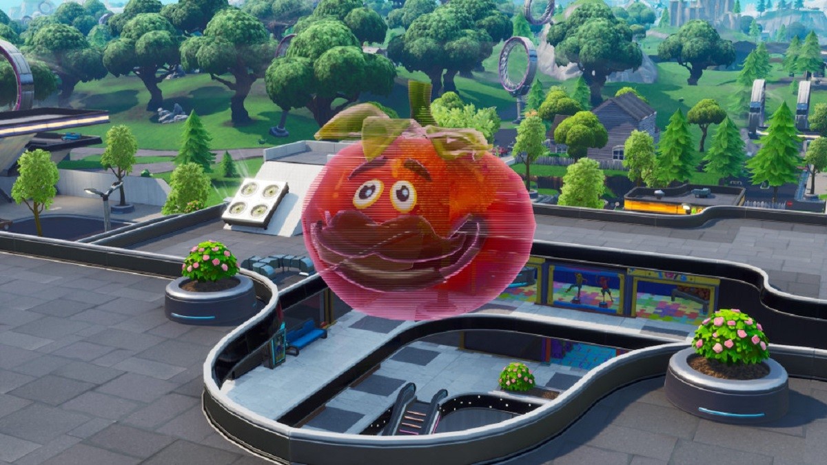 Fortnite: dancing inside a holographic tomato head - Millenium