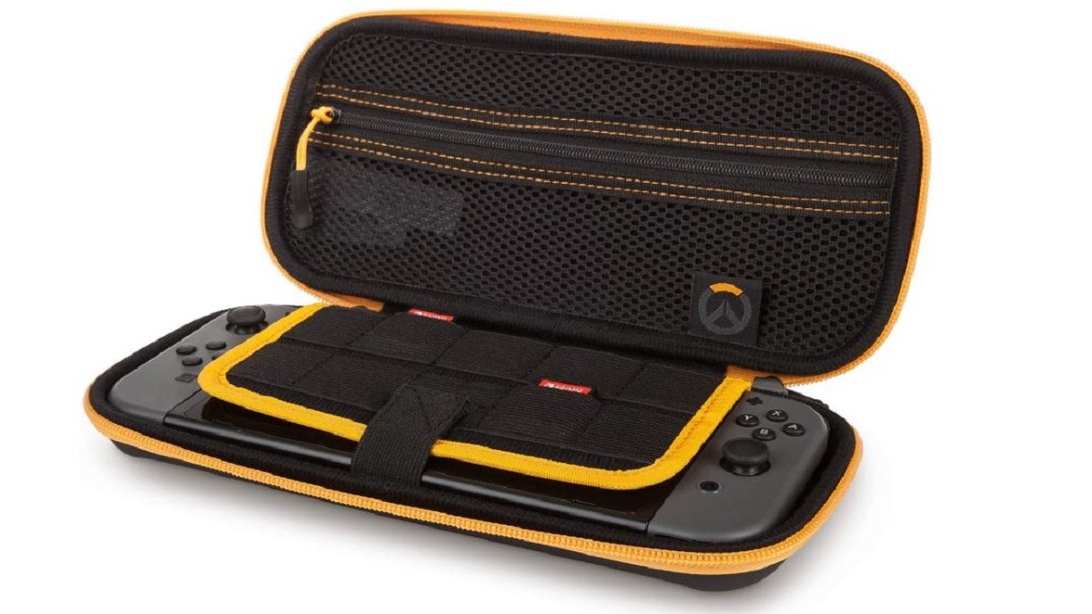 An Overwatch protective case for Nintendo Switch in pre-order - Millenium